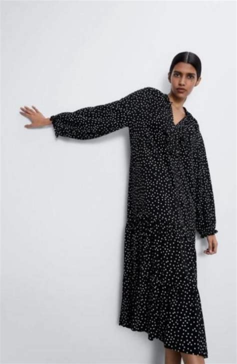 Zara сукня міді — ціна 450 грн у каталозі Сукні міді Купити жіночі речі за доступною ціною на