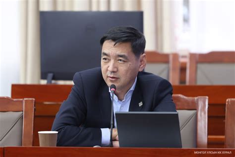 Дэгийн тухай хуулийн төслийг нэгдсэн хуралдаанаар хэлэлцүүлэхийг дэмжлээ