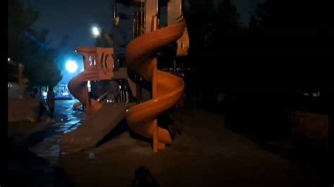 گلایه شهروندان از تاریکی قسمت بازی کودکان در پارک جوانمردان فیلم