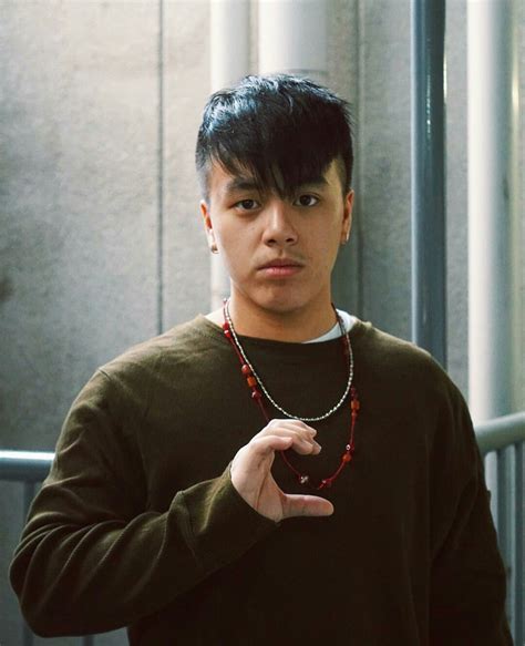 ส่องความหล่อของ เกรซ นวรัตน์ ลูกสาวเสี่ยเจียง