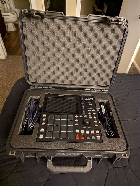 Akai Mpc One Standalone Sampler And Sequencer Plus Skb Reverb