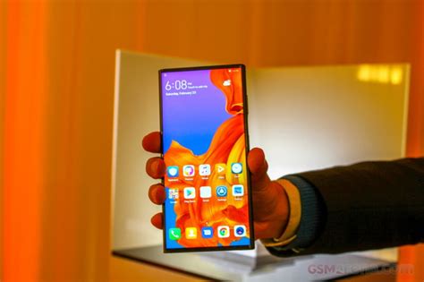 Huawei Mate X Hands On Review Gsmarena Com Tests