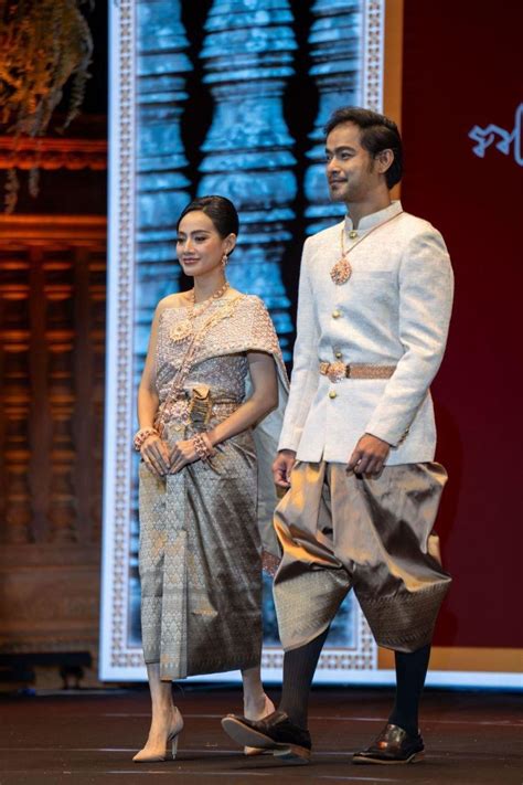 ការប្រារព្ធពិធី «រាត្រីសមោសរសំពត់បត់ខ្មែរ លើកទី២