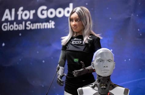 Meet Mika The Worlds First Ai Human Like Robot Ceo