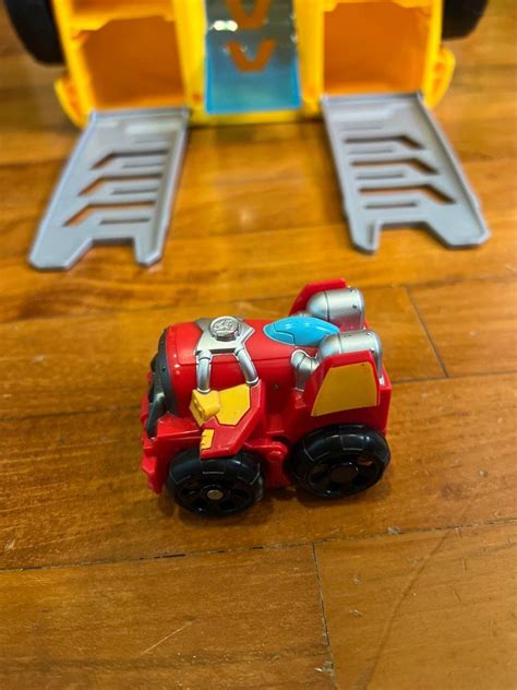 Playskool Hero Transformer Rescue Bot Academy Hobbies And Toys Toys And Games On Carousell