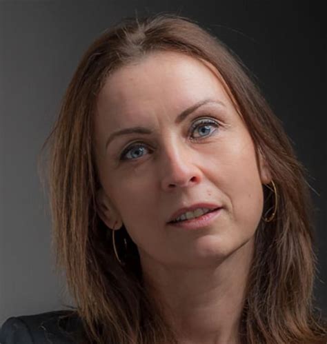 Blue Eyed Milf With Hoop Earrings Rhoopearrings