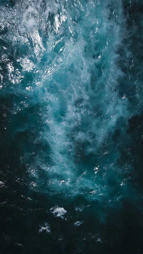 녹색과 흰색 추상 회화 사진 Unsplash의 무료 바다 이미지