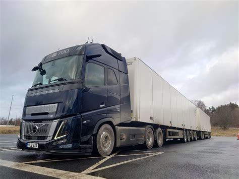 NINE THINGS YOU NEED TO KNOW ABOUT THE NEW VOLVO FH AERO AND NEW FH16 ...