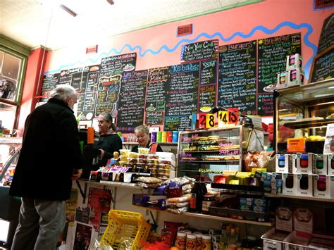 무료 이미지 카페 가게 납품업자 시장 공공 장소 슈퍼마켓 식료품 점 파는 사람 소매 주류 판매점 편의점 서적 판매 4000x3000