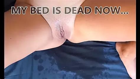 我疯狂地潮吹，达到非常响亮的高潮 💦 xhamster