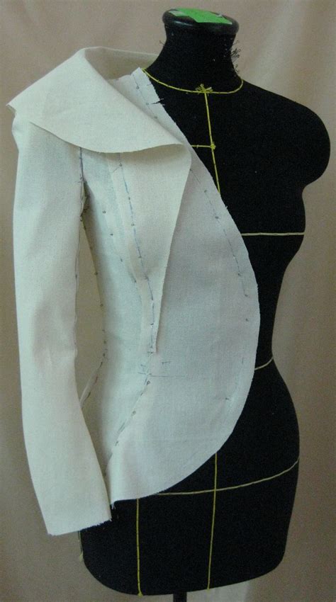 Creative Pattern Making Fashion Pointed Power Shoulder Patterns