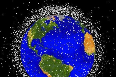 Navy Develops Detector Tracker For Small Space Debris