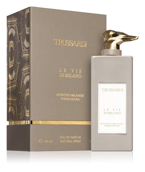 Trussardi, Le Vie Di Milano Aperitivo Milanese Porta Nuova, Woda ...