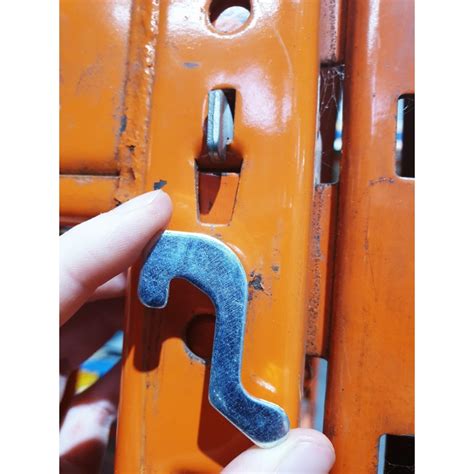 Redirack Compatible Beam Locking Clip