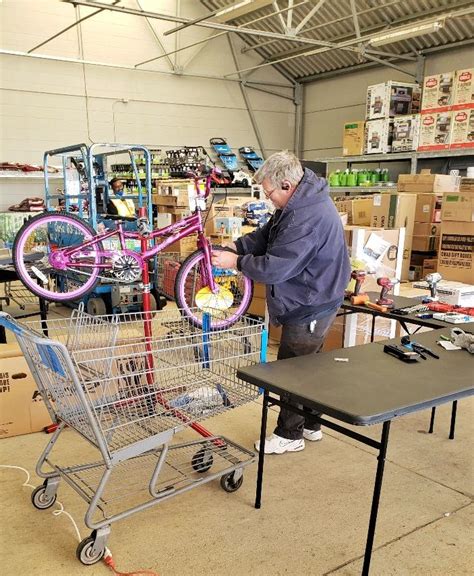 Holidayready Assemblers Bikes Displays Bigboxstore Christmastrees Wheelbarrows