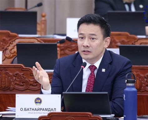 Мэдээлэл УИХ д ийм гишүүд бараг алга‼️ Хужаа Канадуудад бүхнээ өгнө гэсэн гишүүд байна О