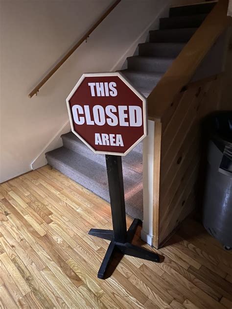 This Closed Area Rautomaticautiondoor