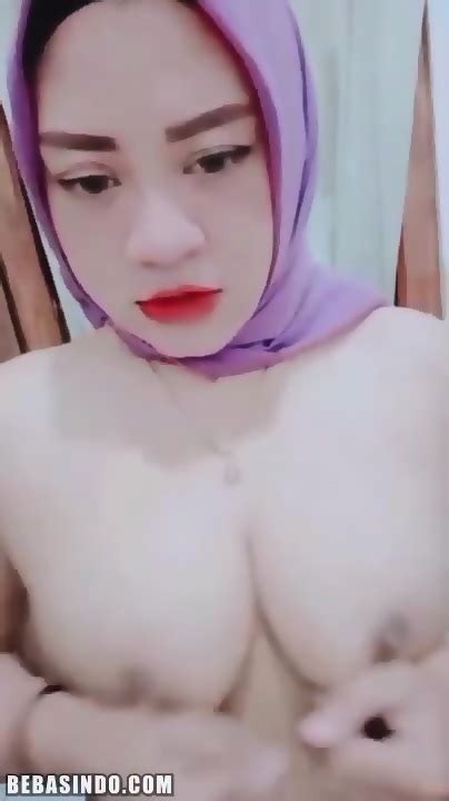 Jilbab Ungu Tante Tobrut