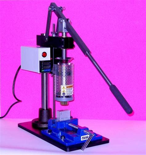 Home Plastic Injection Molding With An Epoxy Mold Artofit