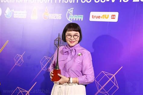 แม่นายหน่อง อรุโณชา พร้อมด้วย พี่นาย สรัสวดี ผู้กำกับ พร้อมทีมละครจาก พรหมลิขิต ร่วมงาน