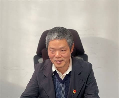 纳新聚力 赓续前行图书馆期刊社第一党支部召开全体党员大会 温州医科大学图书馆