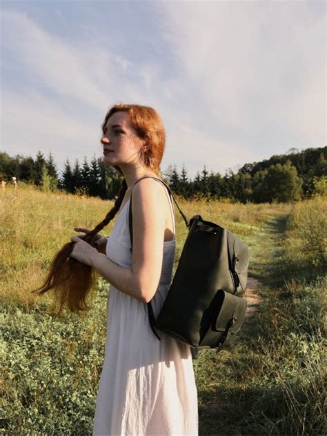 Купити Жіночий шкіряний рюкзак Монако у вінтажному зеленому Mastak