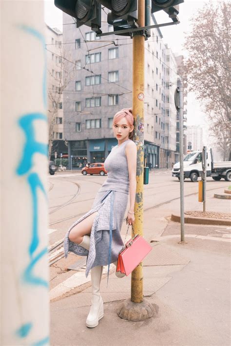 Cheng Xiao Daily on Twitter 20230222 程潇已上线weibo update 程潇 FENDI米兰时装
