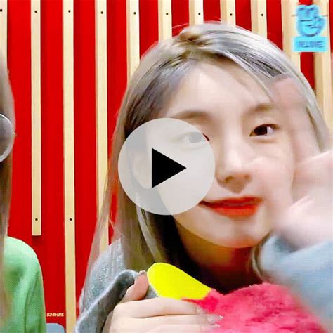 1대1되니깐 축구 개재미있네 ㅋㅋㅋ 연예인잡담 에펨코리아