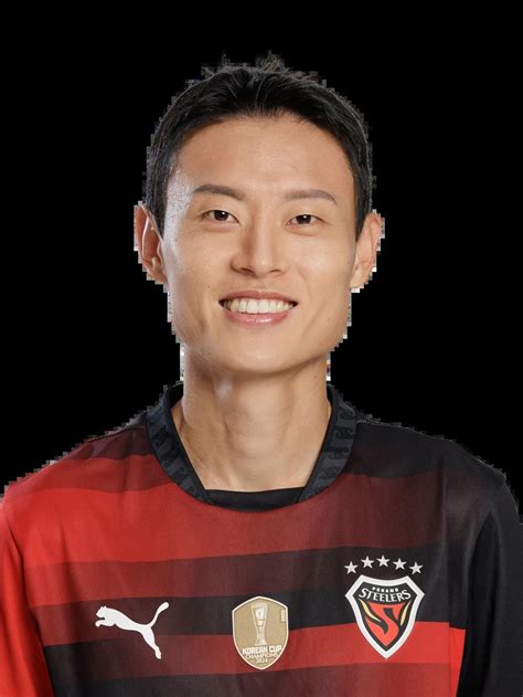 아는 여사친에게 요즘 어떤남자가 대세냐고 물어보니 의외더라 국내축구 에펨코리아