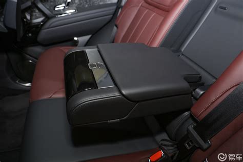揽胜运动版3 0T Dynamic HSE后排中央扶手图片 汽车图片大全 易车