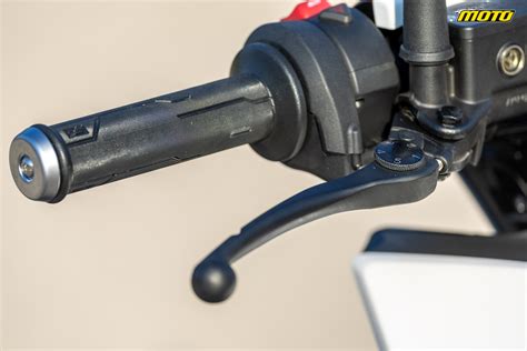 Zeeho Ae8 Motomag