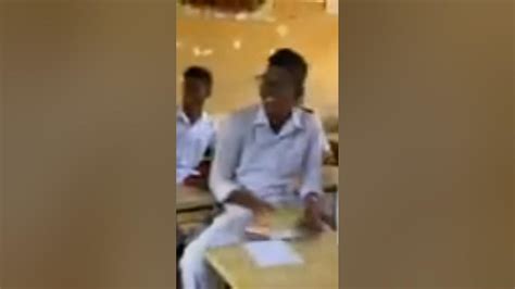 සර් මගෙ නම උයිත් මම කැමති ඩාන්ස් වලට බලපල්ලා බං මුං ටික අළුත් සර්ට දෙන ආතල්😁🤣🤣🤣😁 Youtube