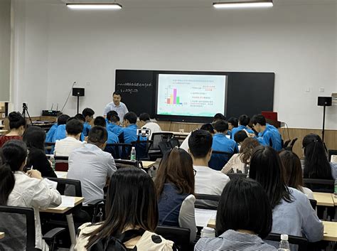 在切磋交流中提升教学水平——成都市中职数学教研会在新津职高召开考试