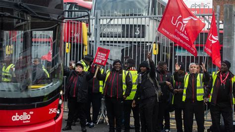 Bus Driver Strike Deadlock Finally Ended As Firm Offers Massive 18 Pay Rise Mirror Online