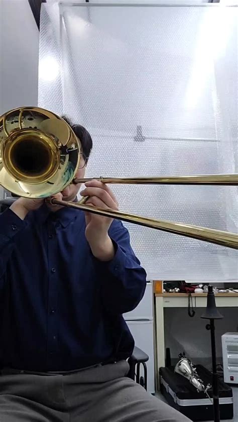 뮤즈아트테인먼트블랙홀스토어 🎺 고음을 향한 눈알 굴리기 🎷 트럼펫 전공자는 🧠 저의 헛소리주의 📯 솔에서 넘어짐 👟