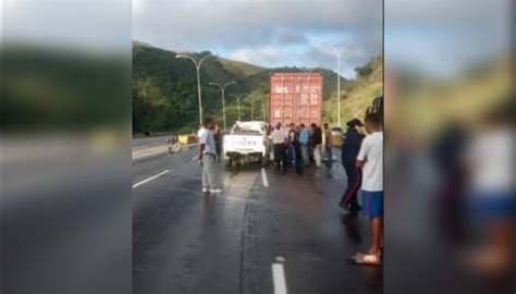 Dos Muertos Y Un Herido Dejó Un Choque En La Petare Guarenas
