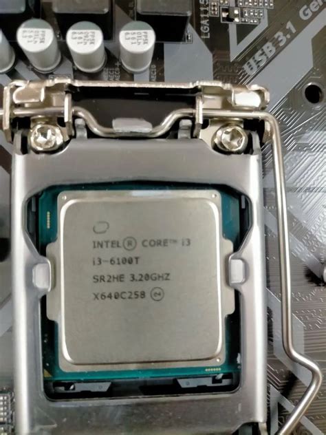 Silver Intel Core I3 Cpu 6th Generation For Desktop At 3700 Piece In New Delhi