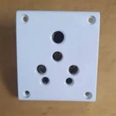 15 Amp Socket 5 Pin At Best Price In Ahmedabad Id 2850114606688