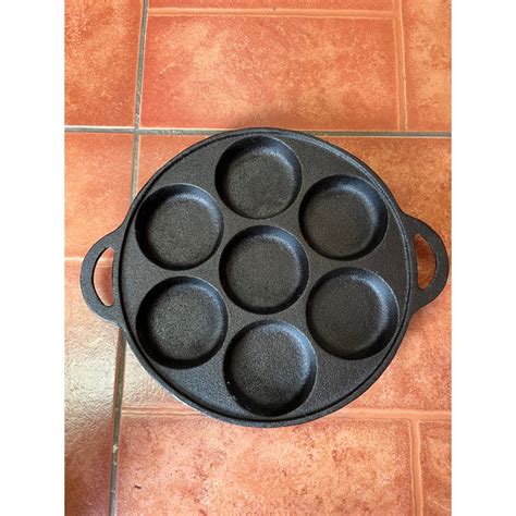 Cast Iron Plett Pan 3 Inches Each Circle Filipino Made By The Iron
