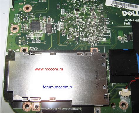 Ноутбук Dell Vostro 1015: материнская плата нерабочая DAVM9MMB6G0
