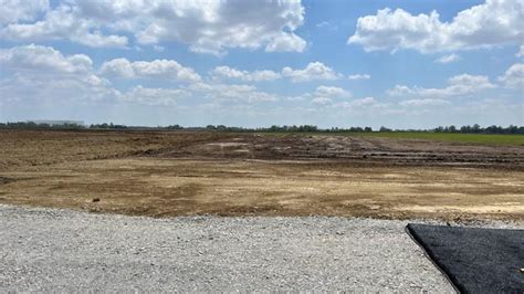 Lilly Breaks Ground On New Medicine Foundry In Lebanon Wthr Com