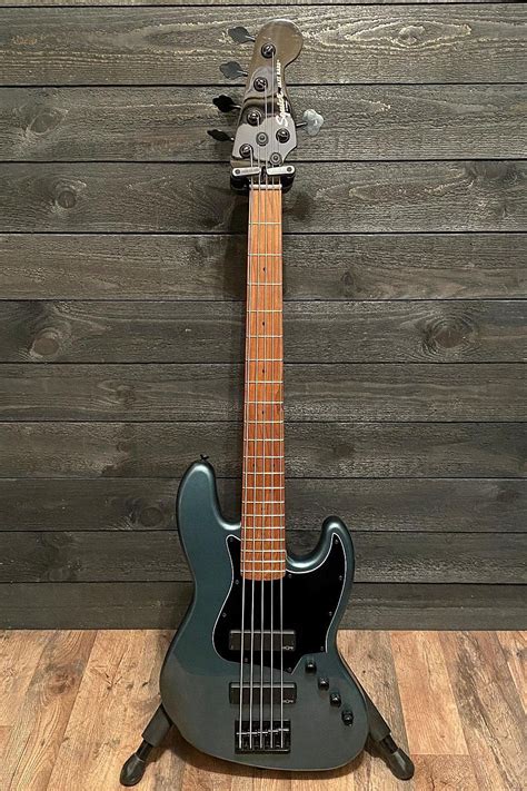 Fender Jazz Bass 5 String