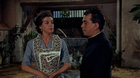 Latina Televisión Emitirá “el Padrecito” Película De Cantinflas