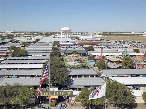The Massive Flea Market In Texas Thats Too Good To Pass Up