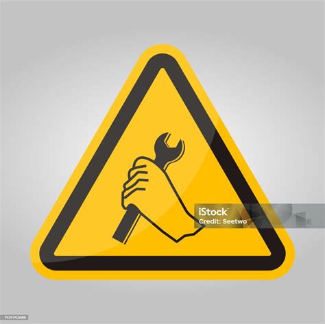 실행 중인 기계류에 대한 유지 보수 작업을 수행하지 마십시오 개발에 대한 스톡 벡터 아트 및 기타 이미지 개발 경고 기호 금지됨 Istock