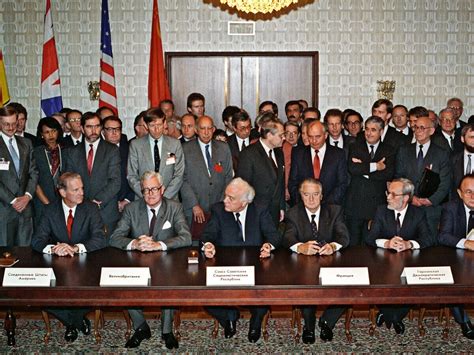 В чем суть договора два плюс четыре с Германией РИА Новости Дзен