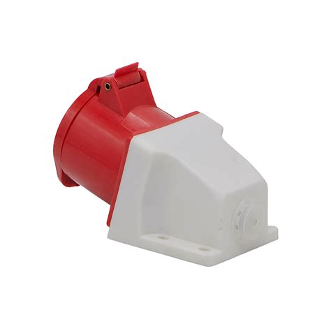 Buy 32a 5pin Wall Mounted Industrial Socket Online In Uae