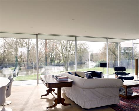 Narula House Raised On Stilts Over River Thames Flood Zone