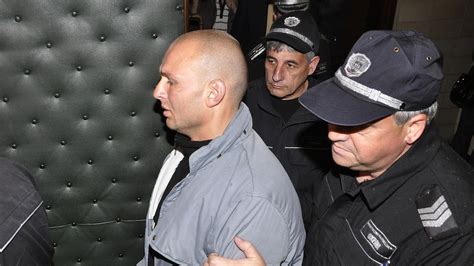 12 години затвор за изверг блудствал с доведената си дъщеря Новини бг