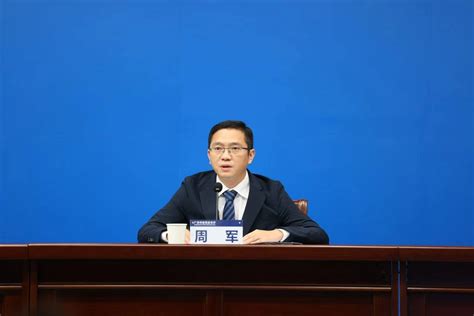 白云区今天开展第三轮全员核酸检测，截至14时已采样超140万人防控人和镇疫情